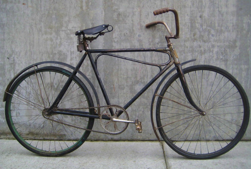 1915 Crown bicycle - Classic Cycle Bainbridge