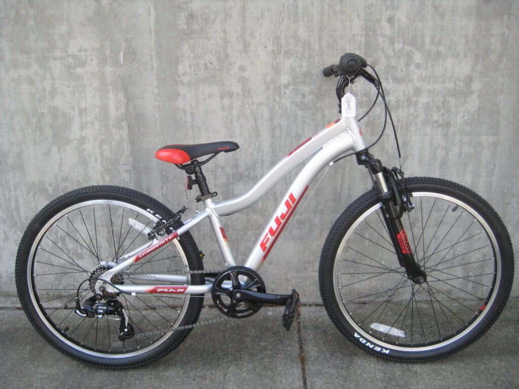 Fuji Dynamite sport 24 - Classic Cycle Bainbridge